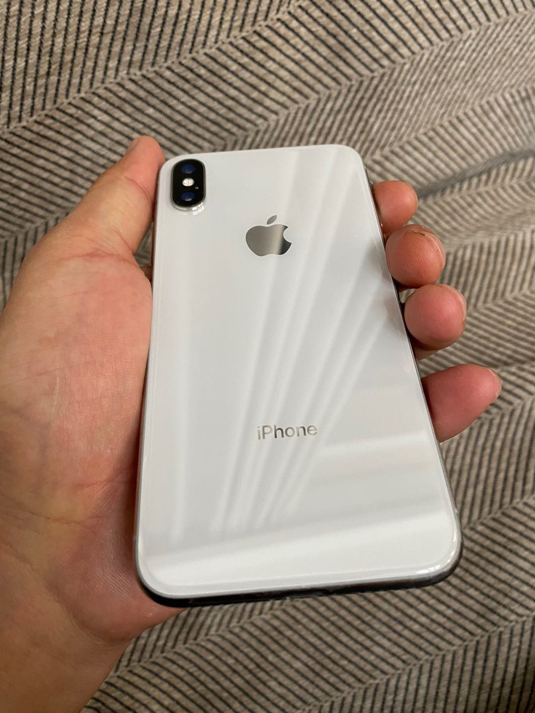 出两个手机：苹果X ，苹果6SP - 二手市场 - 泗洪风情网 www.shfq.com